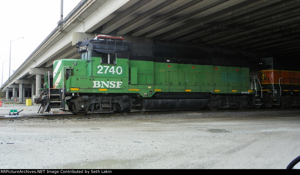 BNSF 2740